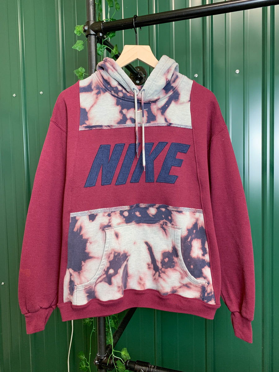 "1 of 1" Nike Crumble Patchwork Hoodie (S/M) – Vintage Stock Reserve